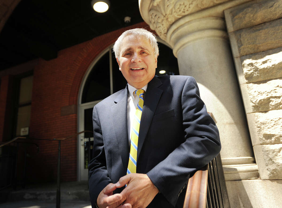 Longtime prosecutor retires