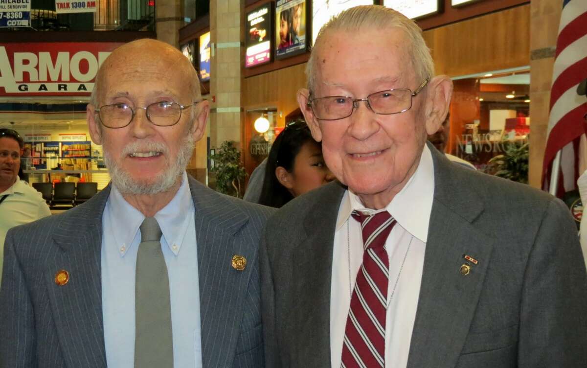 Ken Bailey, WWII vet from Voorheesville, given France's highest honor