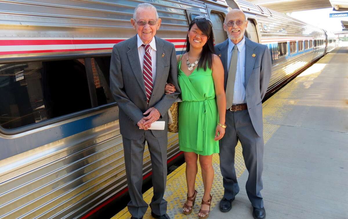 Ken Bailey, WWII vet from Voorheesville, given France's highest honor