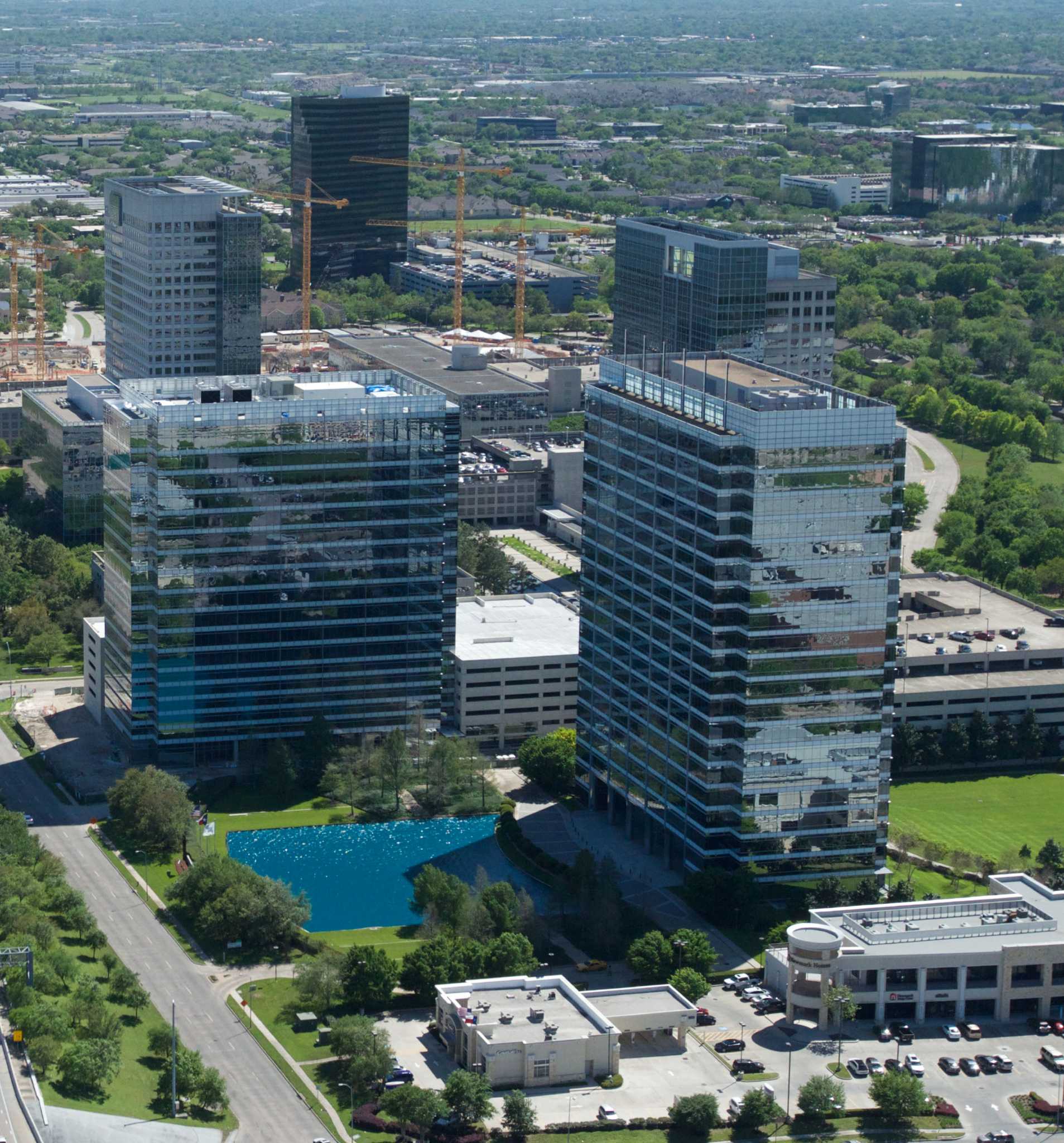 Deal of the Week: Tech-heavy building is filling up