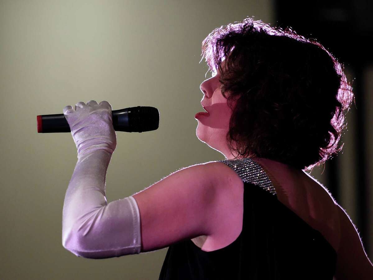 'Doo Wop, Pop and Rock' makes stop in Troy