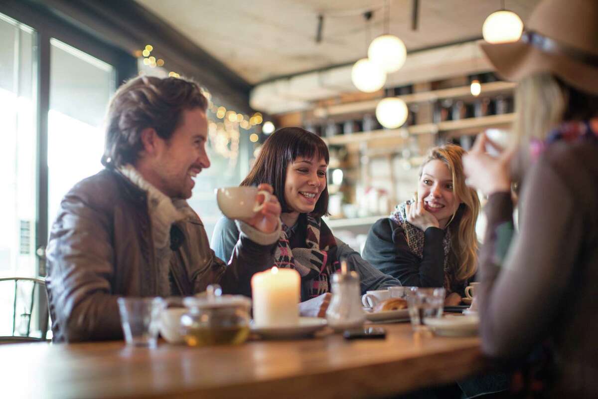 The 12 Steps to Happiness That You Create (Infographic)