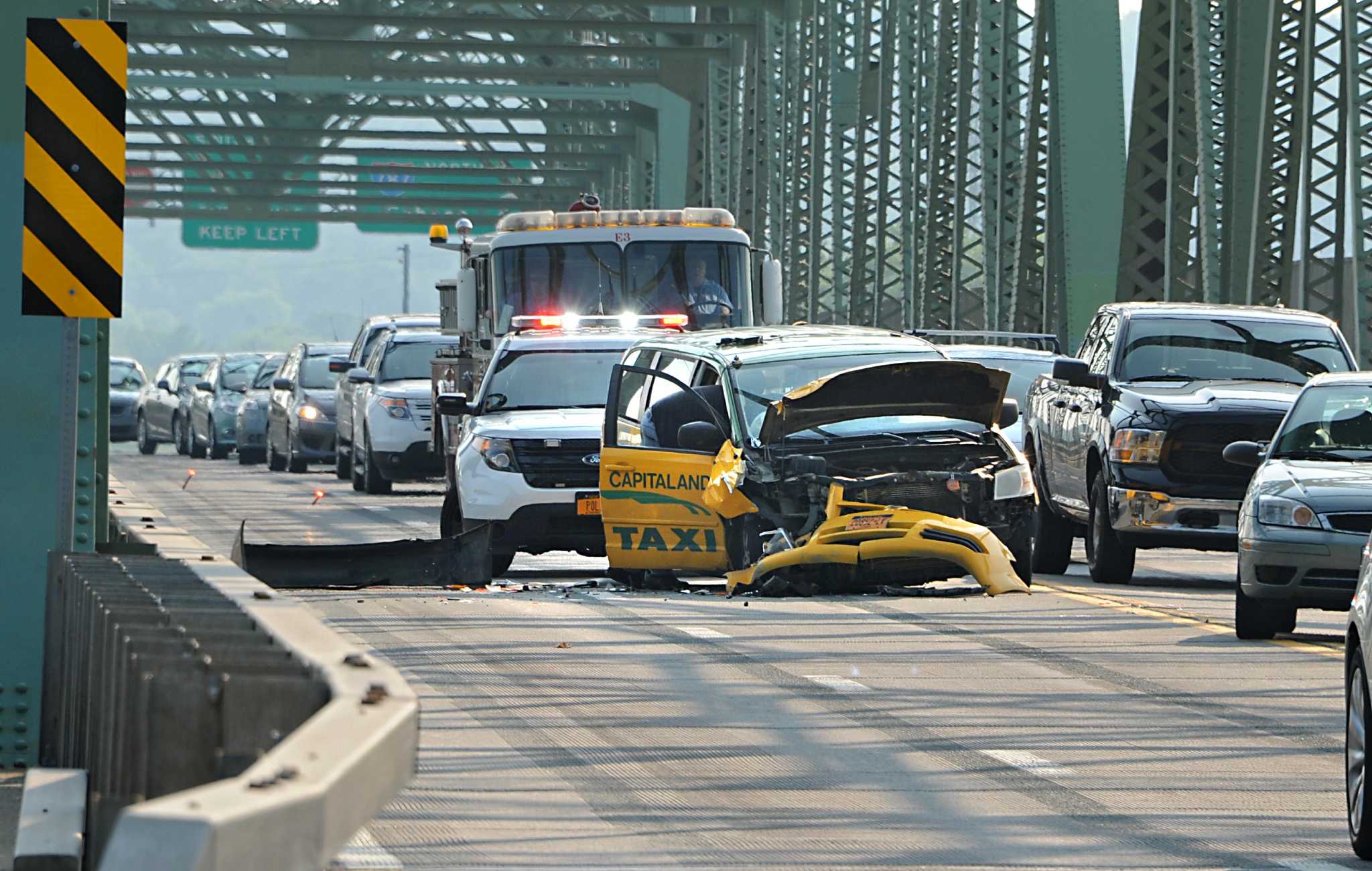 No fare: Taxi crash snarls Troy-Menands Bridge traffic
