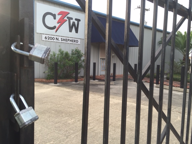 Shooting in gun shop burglary