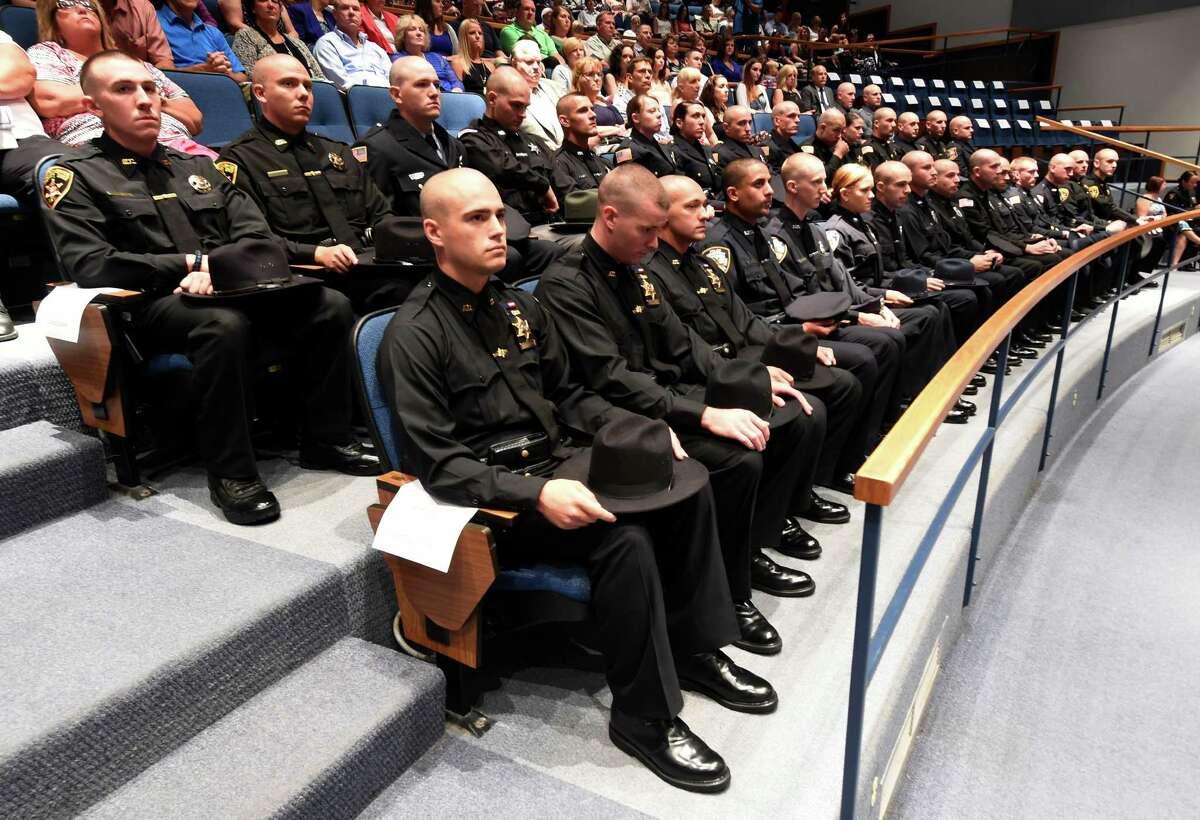 Police officers graduate from Zone 5 academy