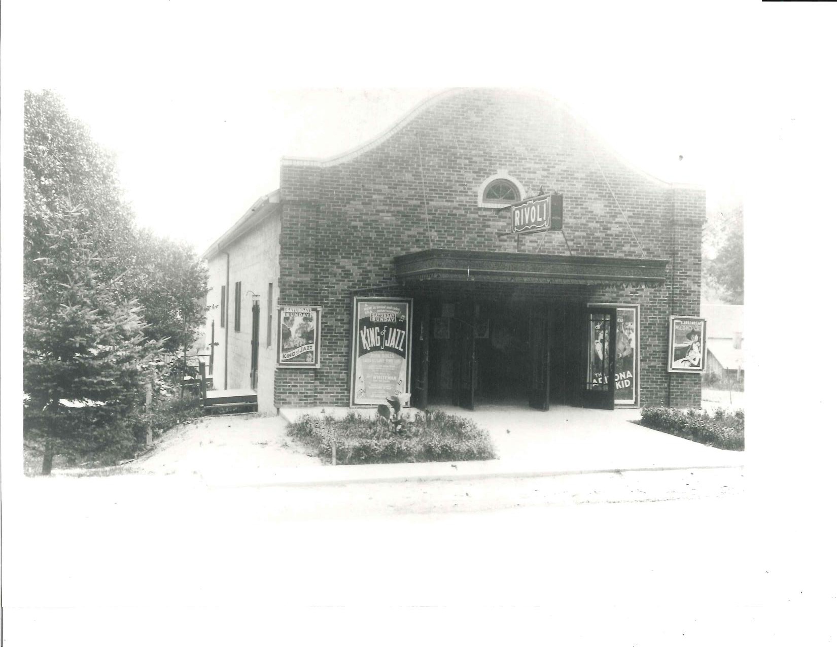 Bantam Cinema up for sale