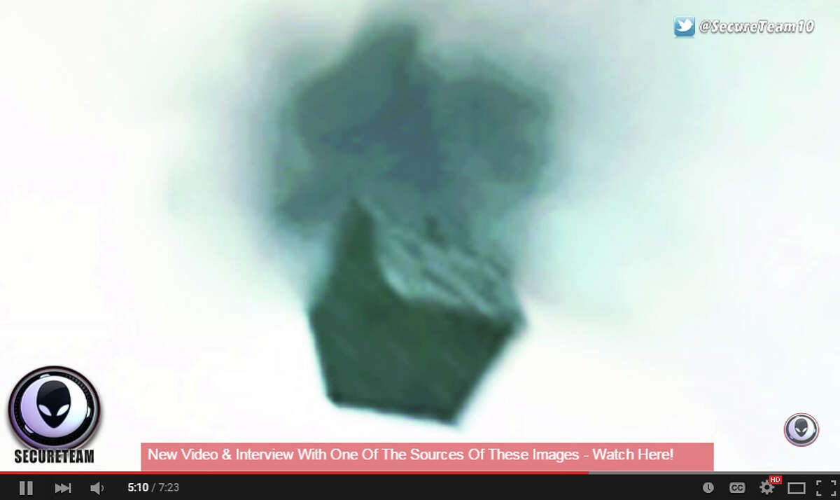 UFO spotted over Waco fools no one, not even tin-foiled alien hunters