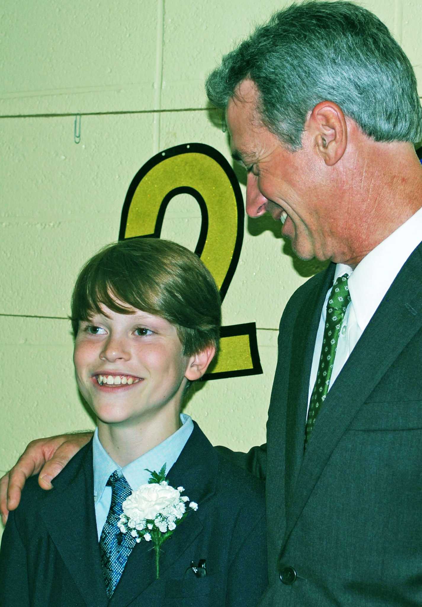 Kent Center School eighth-graders take their bows