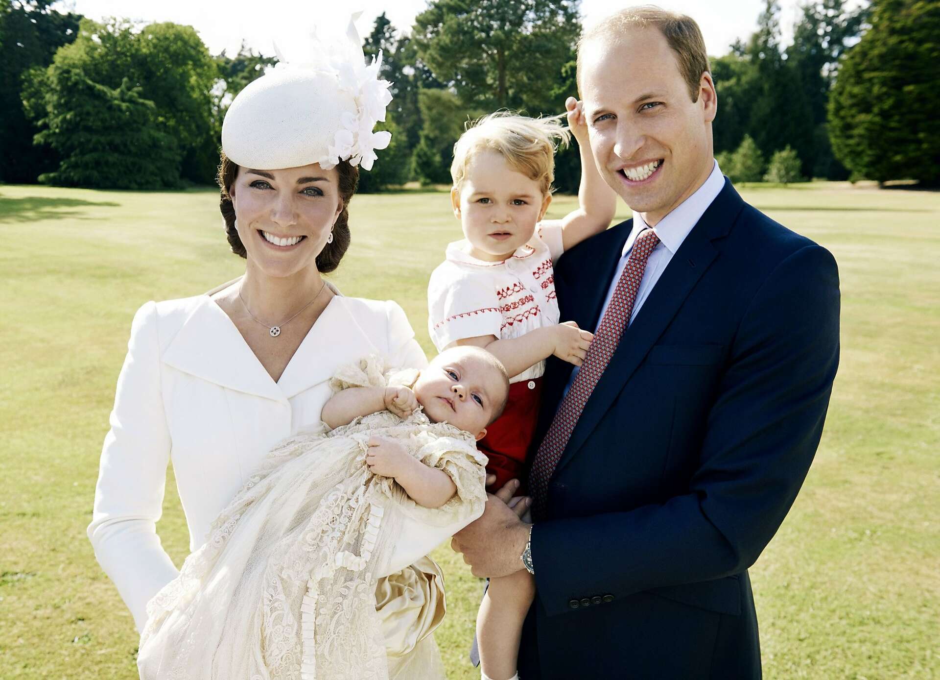Princess Charming debuts in photos