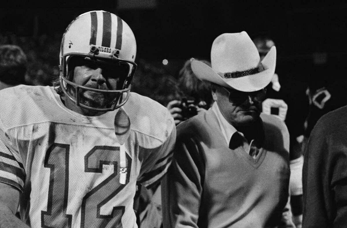 Old photo shows a different side of Bum Phillips