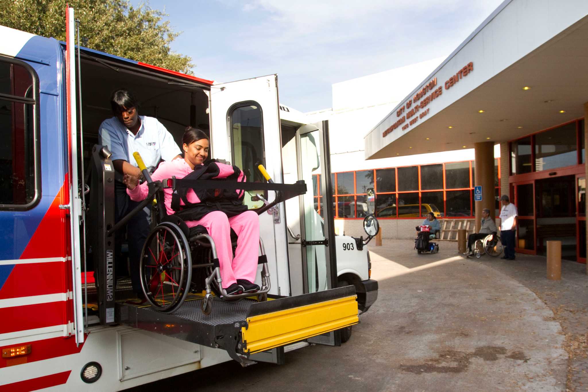 Friday letters: MetroLift: shifting forward