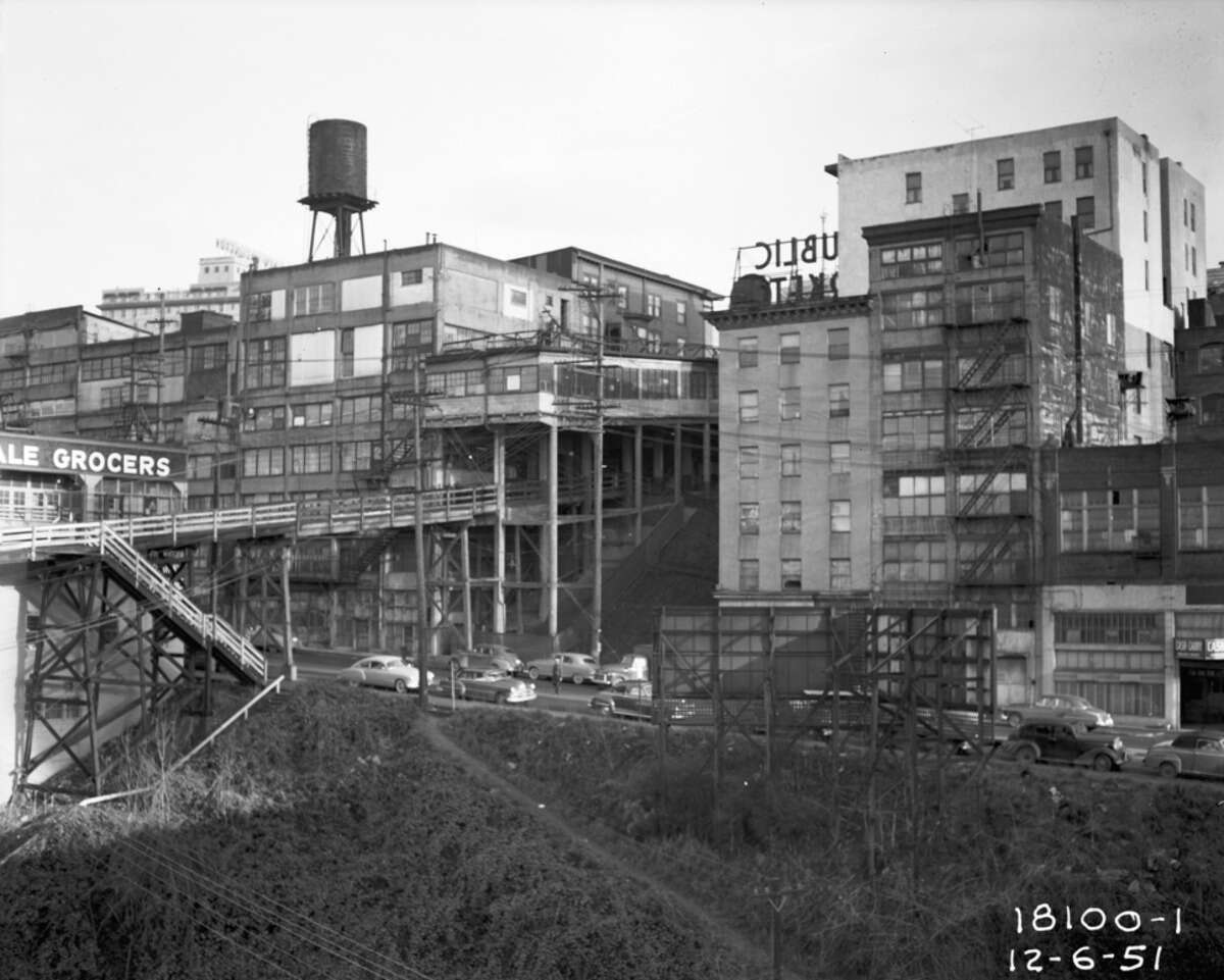Post Alley: Seattle’s most charming street in photos
