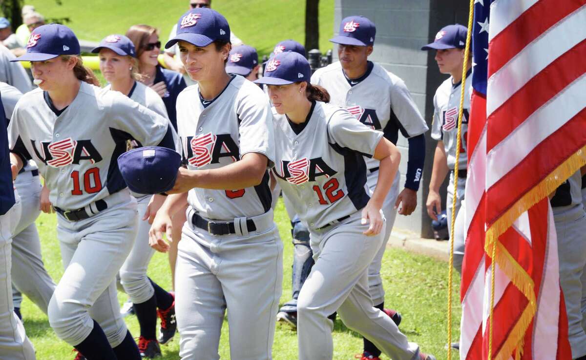 USA Women's Baseball Team making name for sport