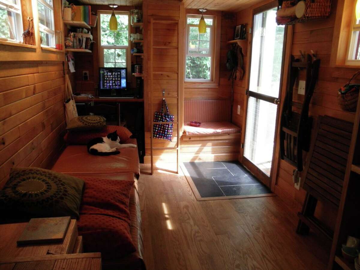 Bay Area couple finds affordable living with 162-square-foot tiny house