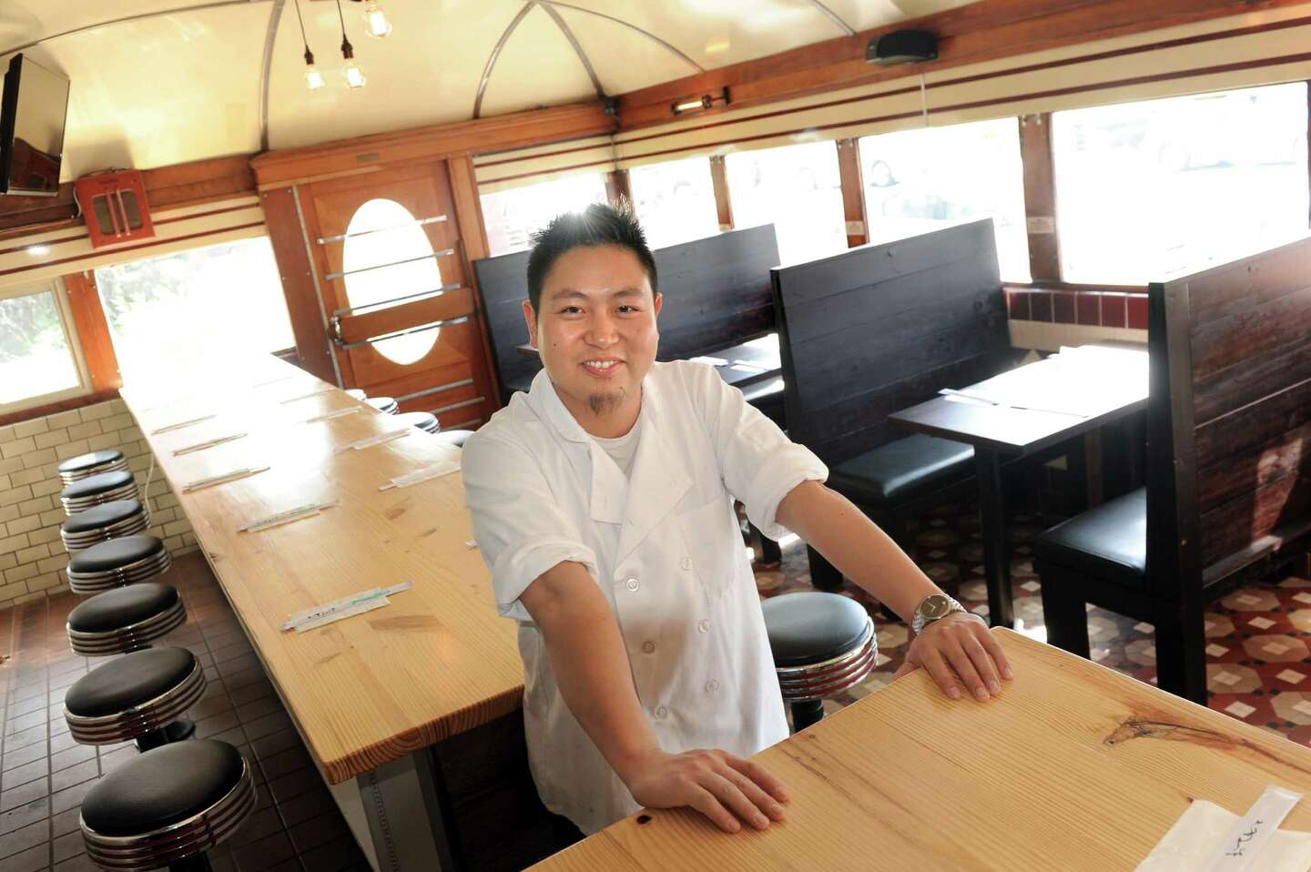 Graney’s Bar sold to Sake Cafe owner, who will keep name, concept
