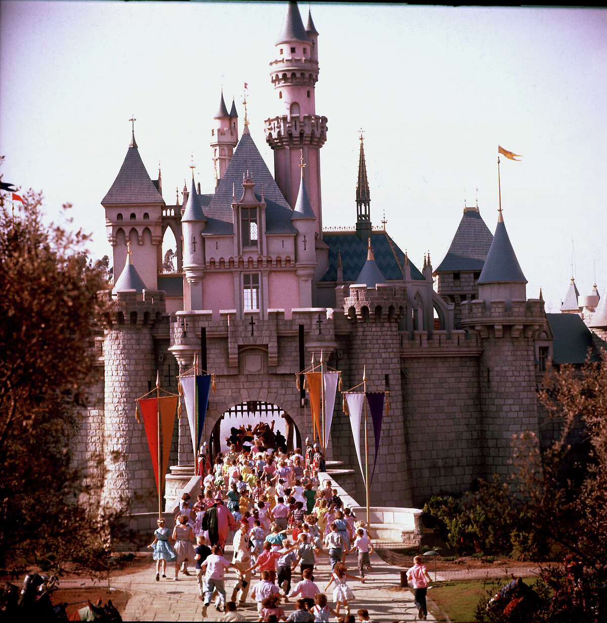 Magic Kingdom at 61: Rare 1955 color photos of Disneyland