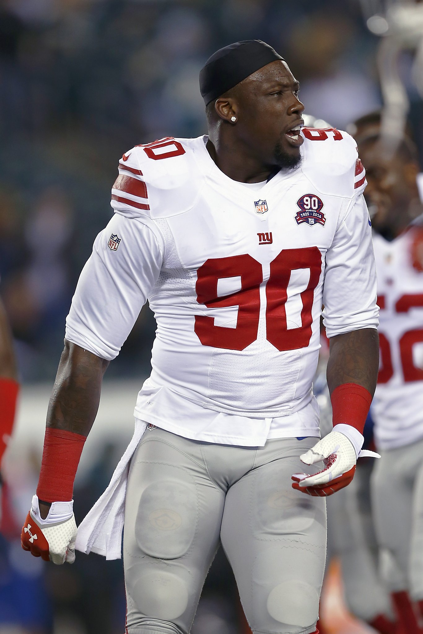 2 late touchdowns carry Broncos past Chiefs