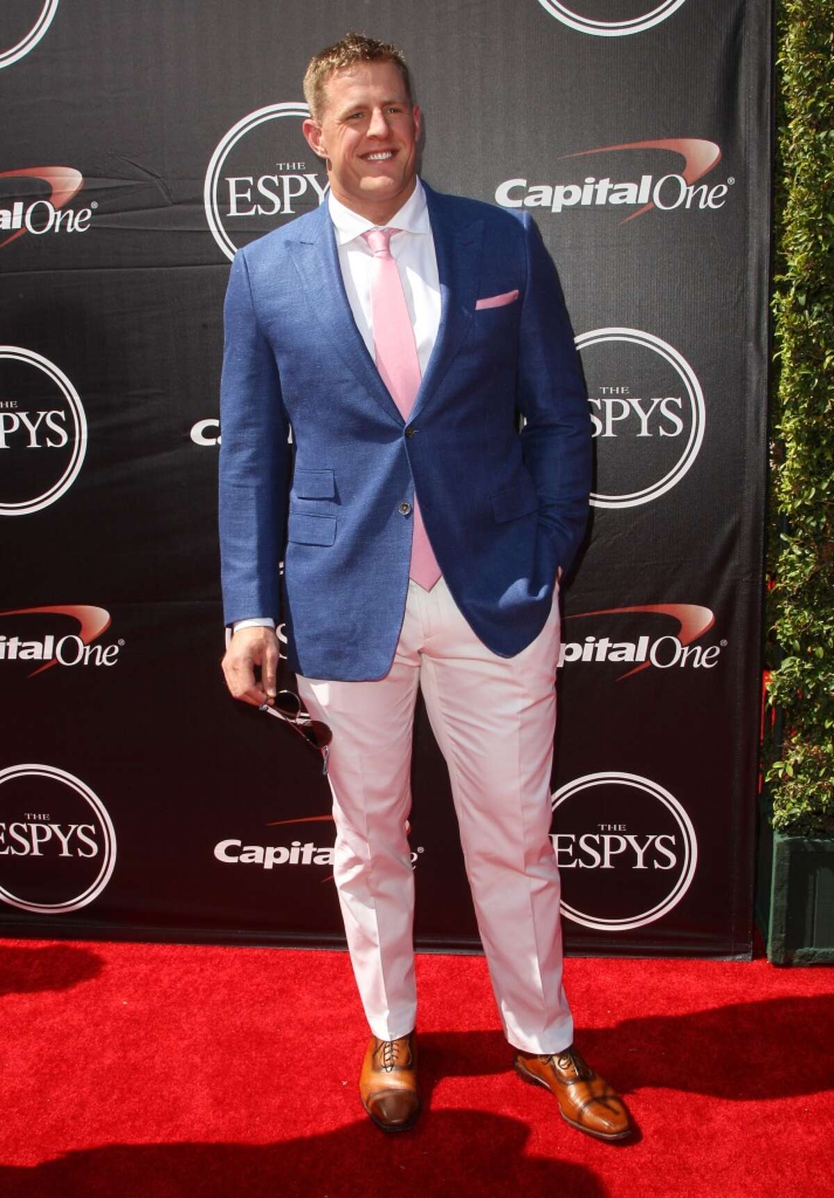 J.J. Watt continues to show off his fashion skills