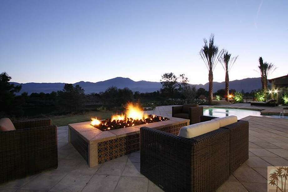 Nike co-founder Phil Knight purchases beautiful La Quinta mansion for ...