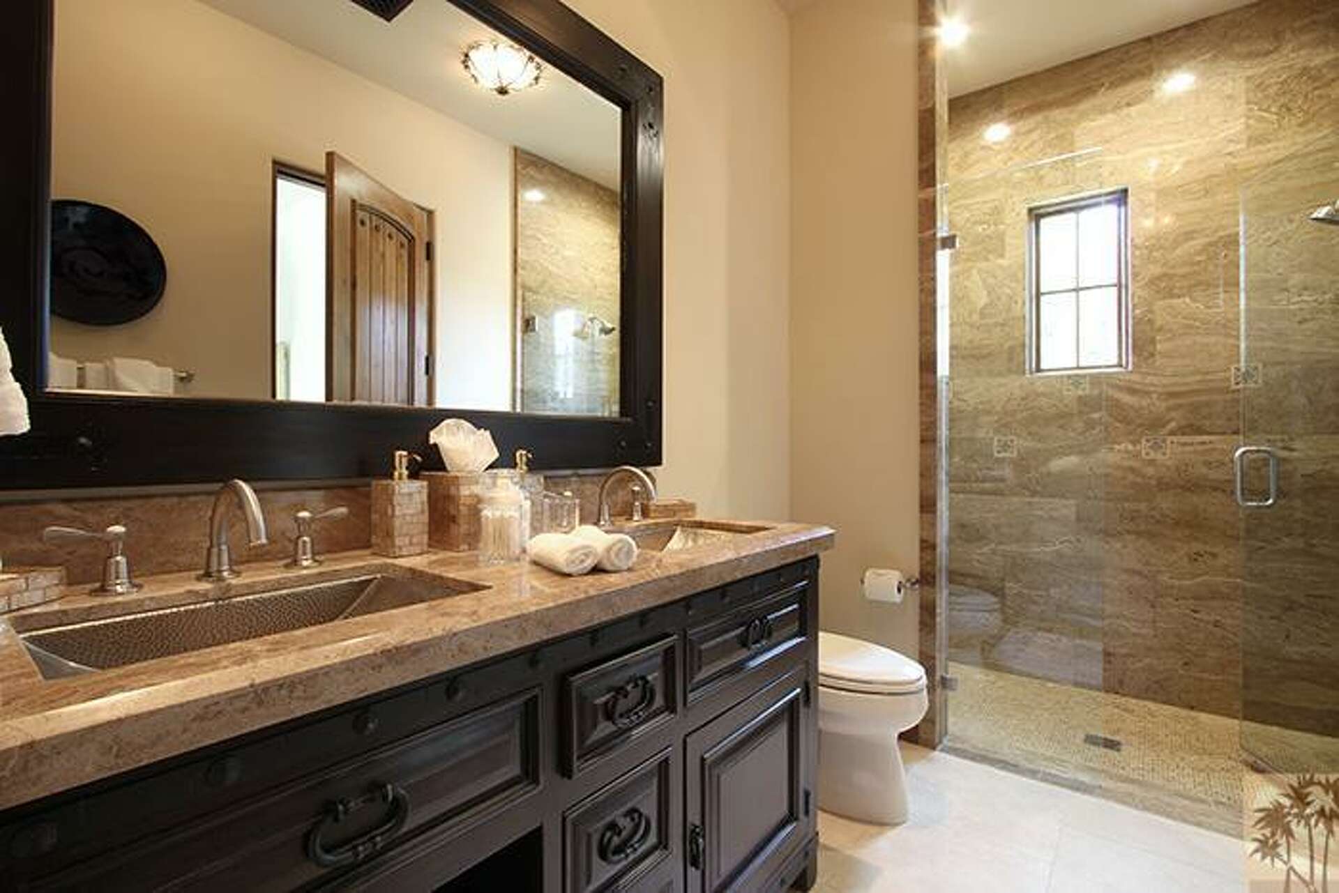 Nike co-founder Phil Knight purchases beautiful La Quinta mansion for ...