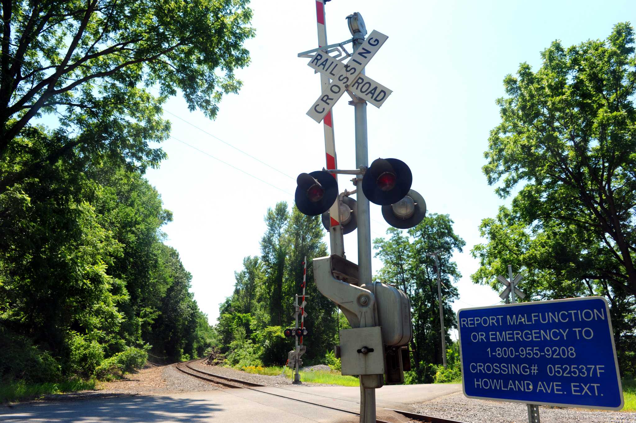 Cops: Drunk Stillwater man unhurt when Pan Am train rolls over him