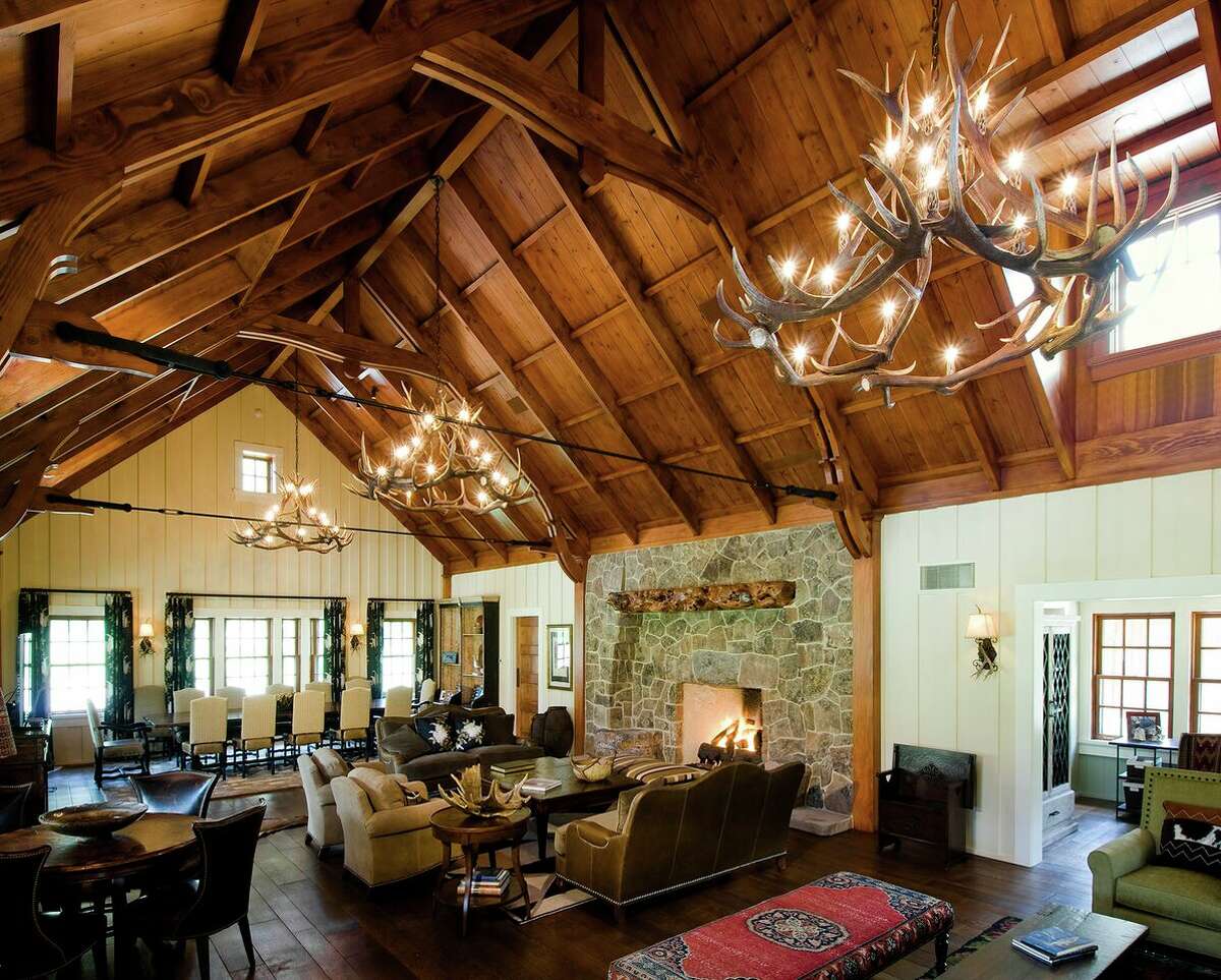 Texas billionaire family lists 785-acre fly-fishing ranch