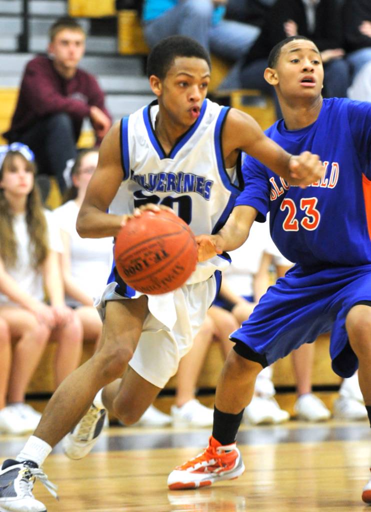 Without Henry, Abbott Tech no match for Bloomfield in Class M semifinal