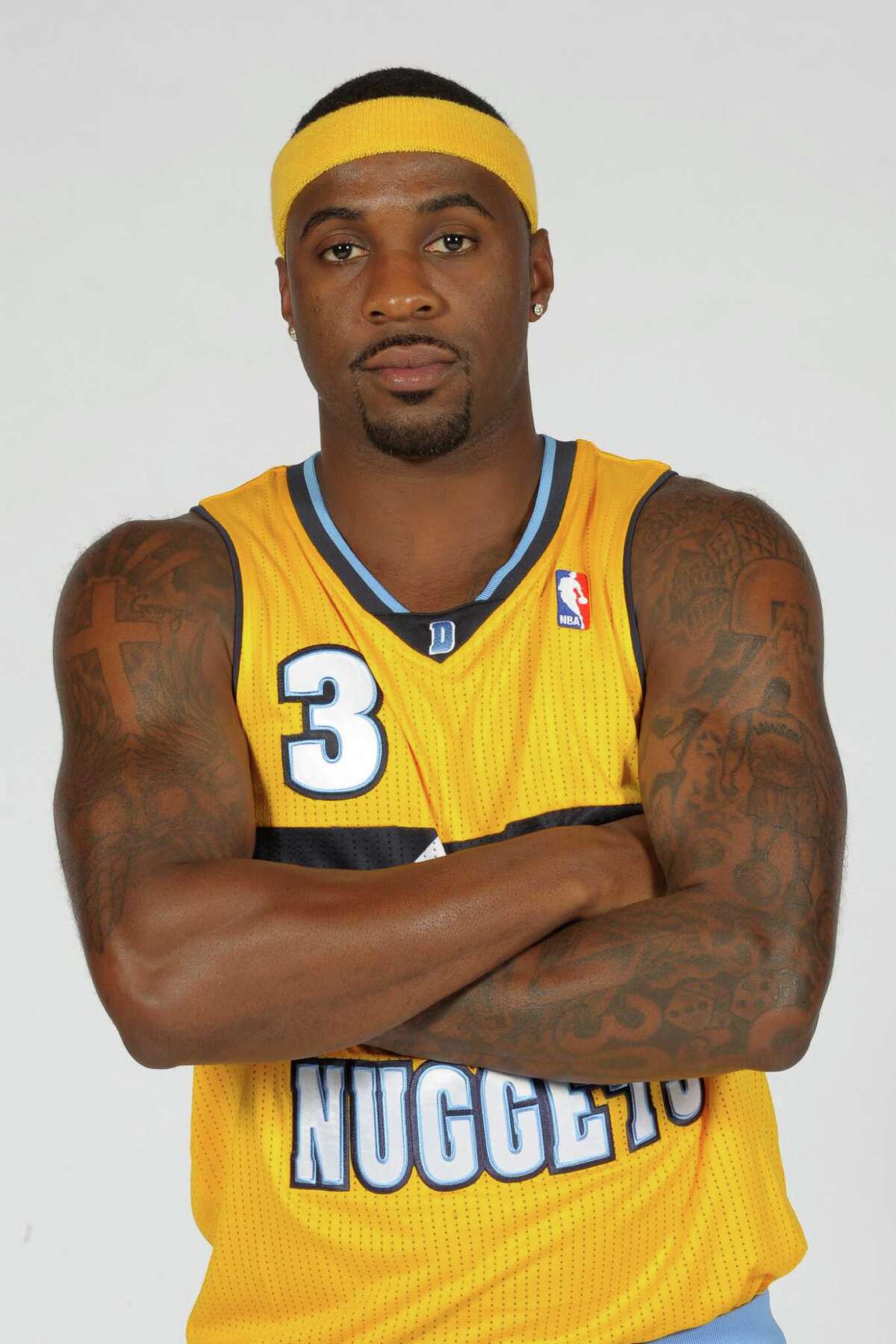 Rockets acquire point guard Lawson from Nuggets