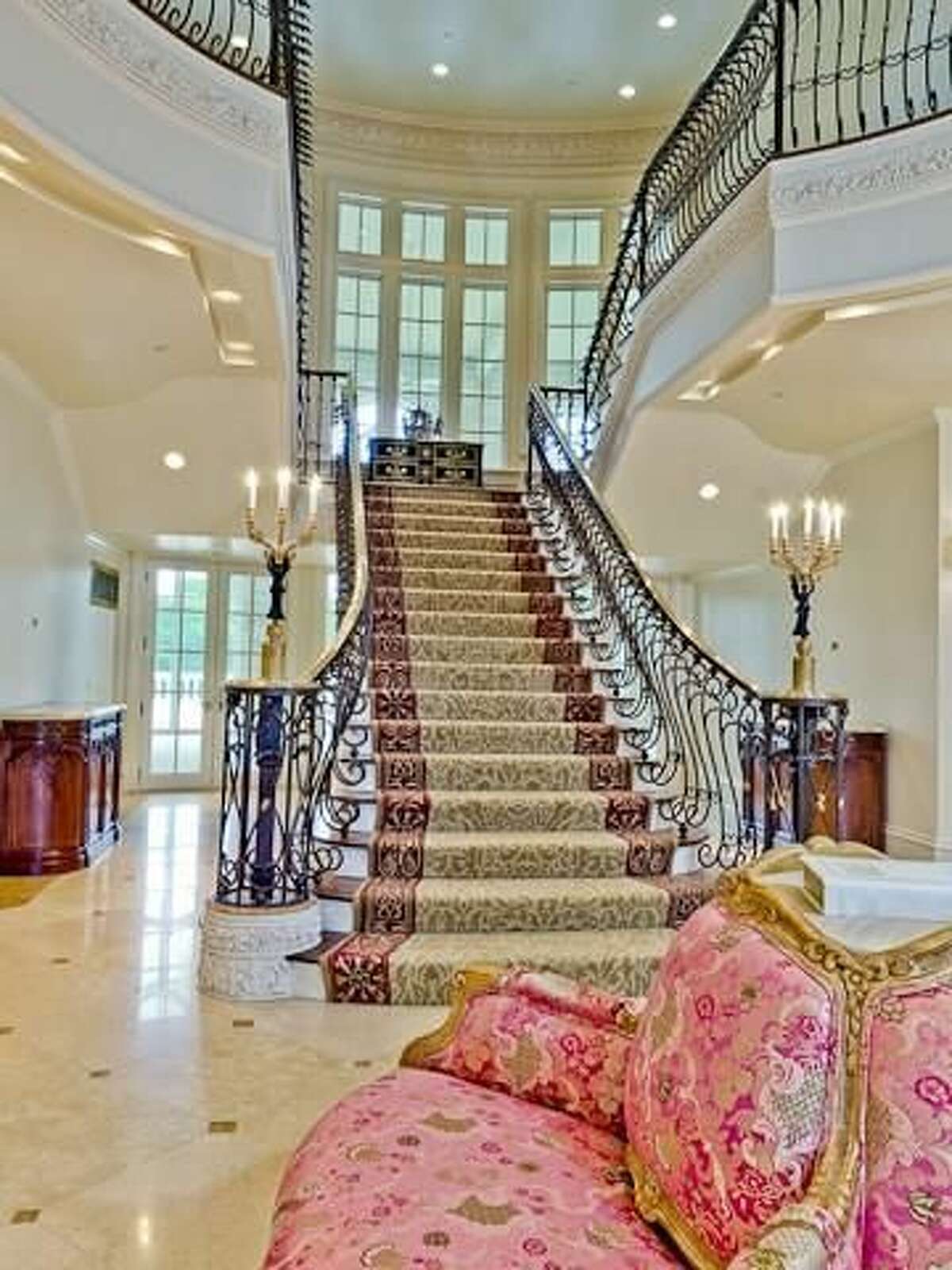 This $17.5 million Dallas mansion has an enormous Chanel-themed walk-in ...