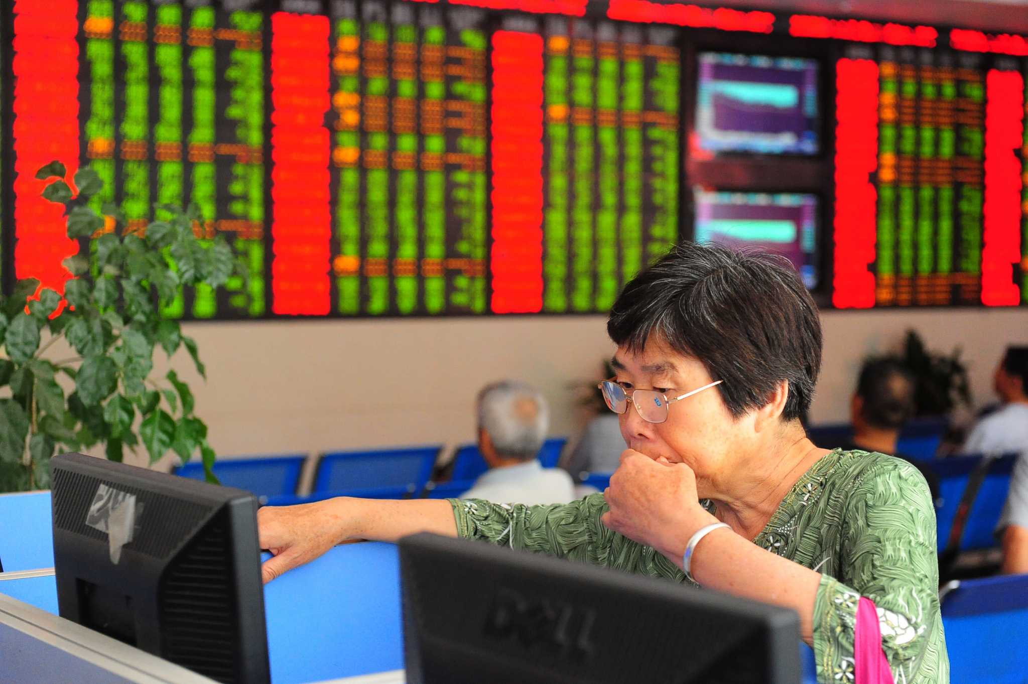 Commentary: China’s attempt at capitalism puts U.S. at risk