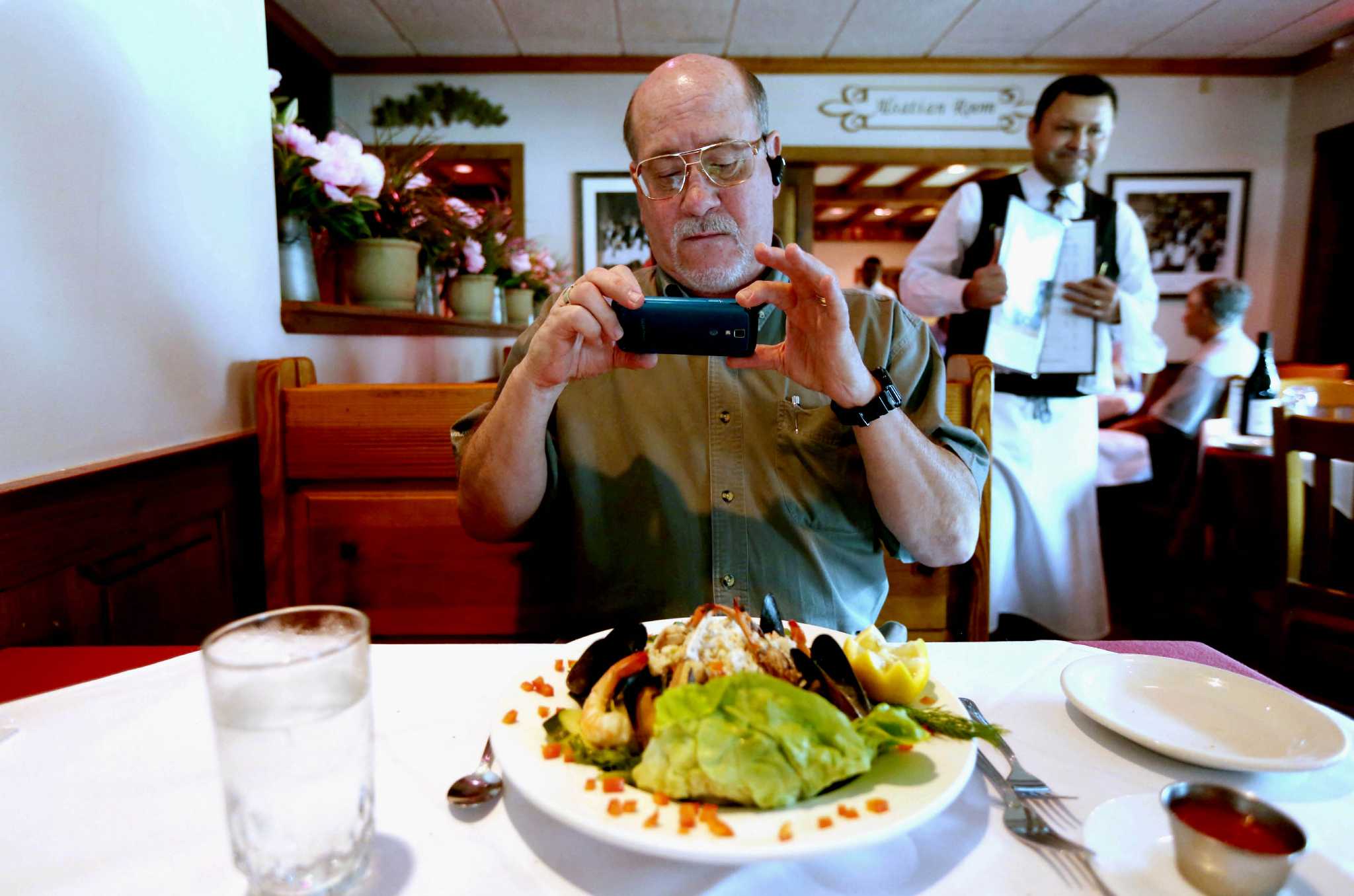 Foodies set to give helping of help during Restaurant Weeks