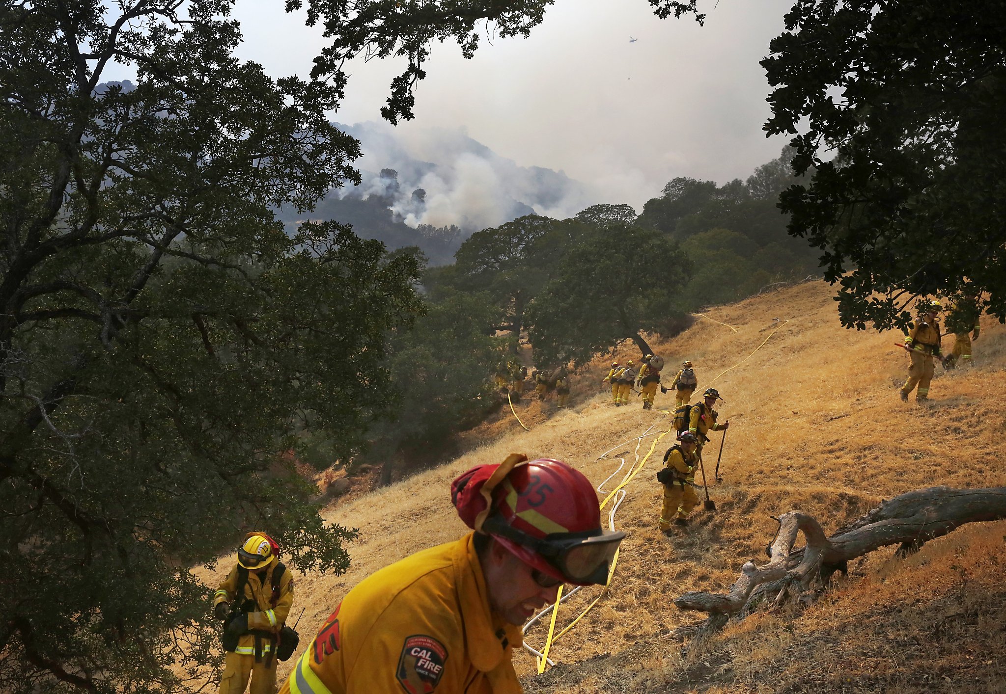 Wragg Fire near Lake Berryessa flares up, forces more evacuations