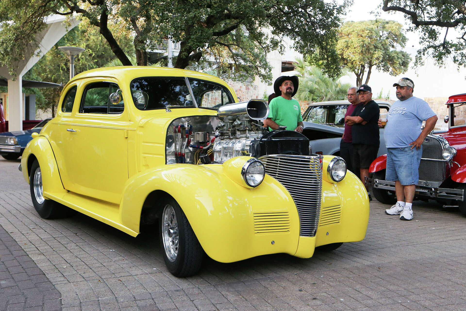 Alamo City Rods still rolling