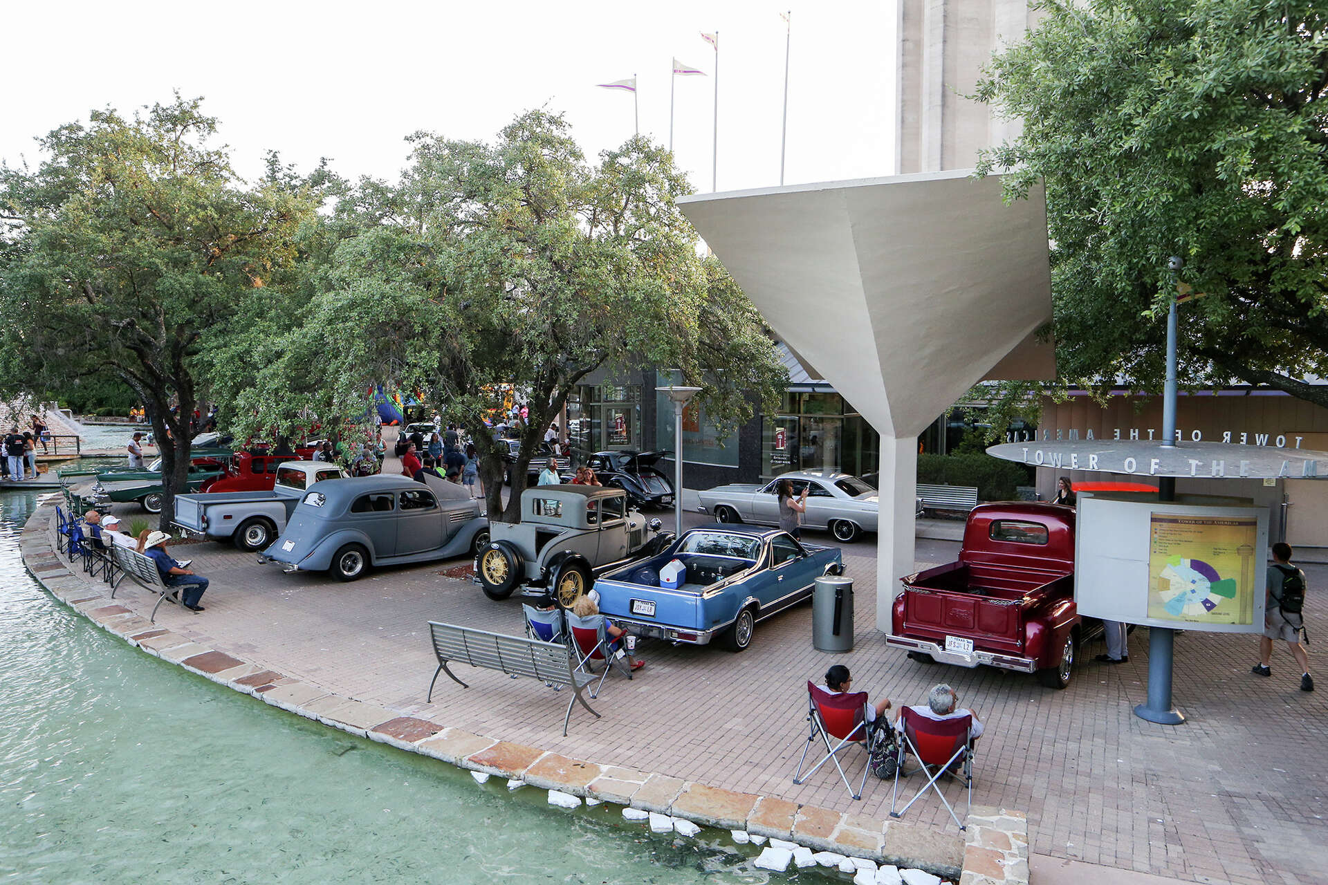 Alamo City Rods still rolling