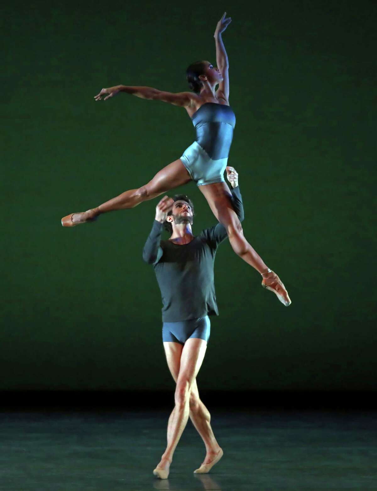 Ballerina Misty Copeland draws a crowd in Houston