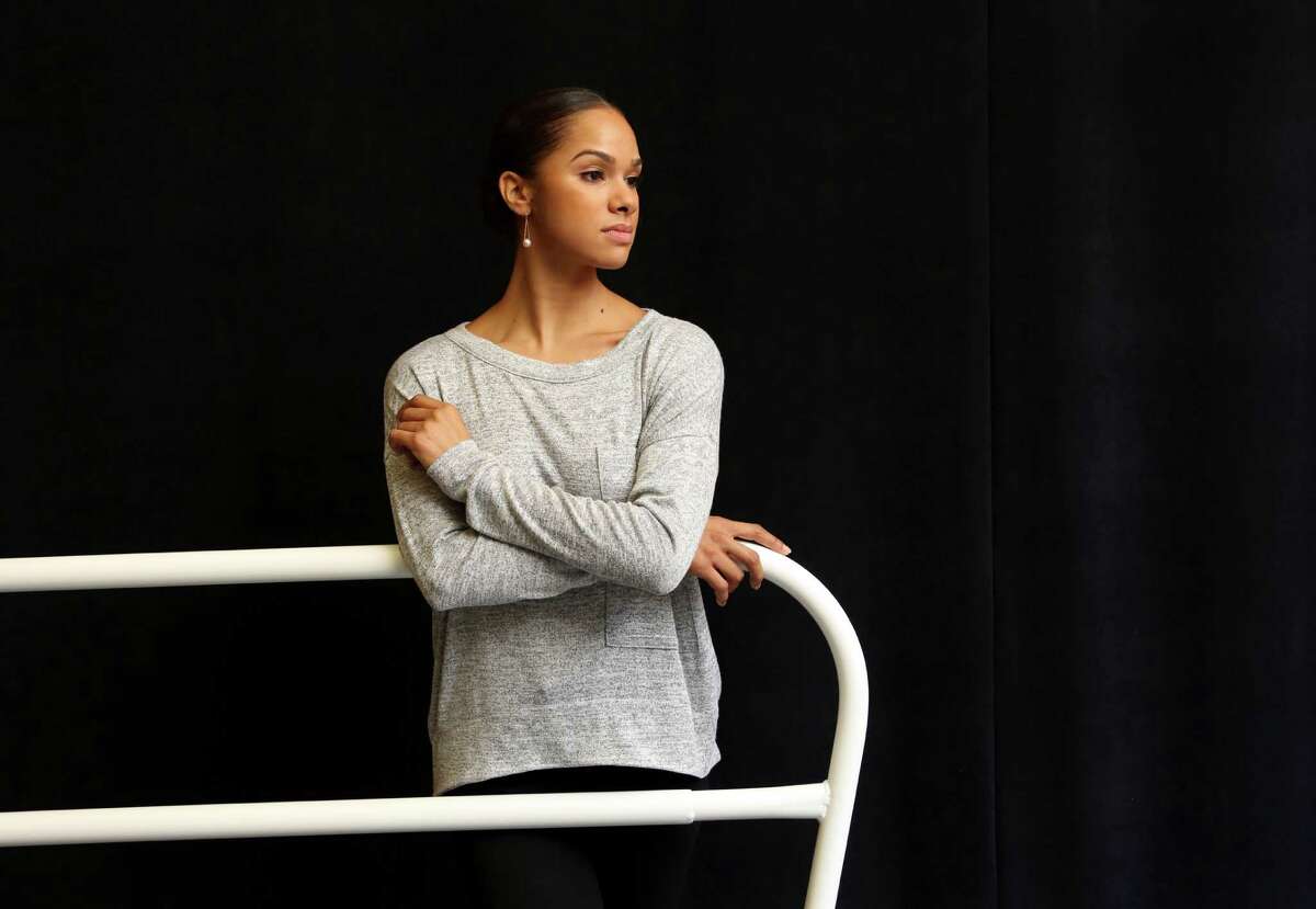Ballerina Misty Copeland draws a crowd in Houston