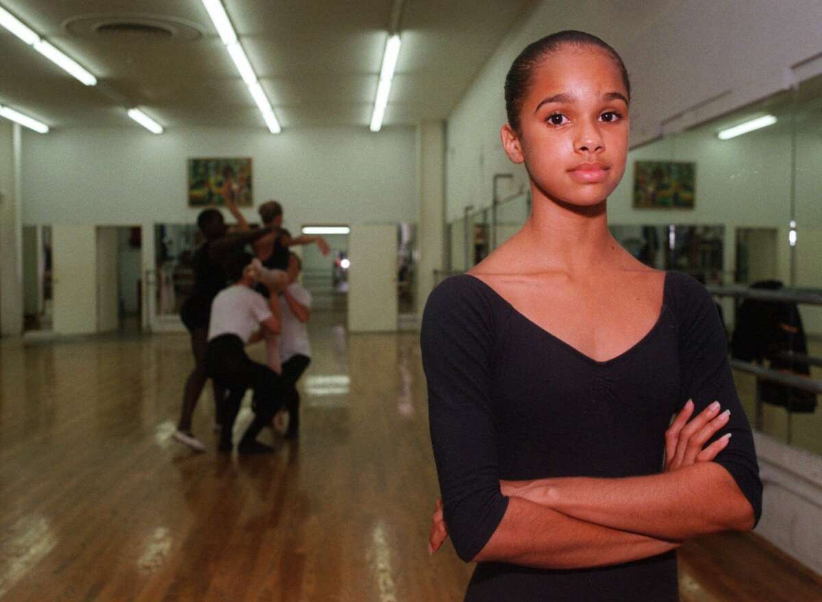 Ballerina Misty Copeland draws a crowd in Houston