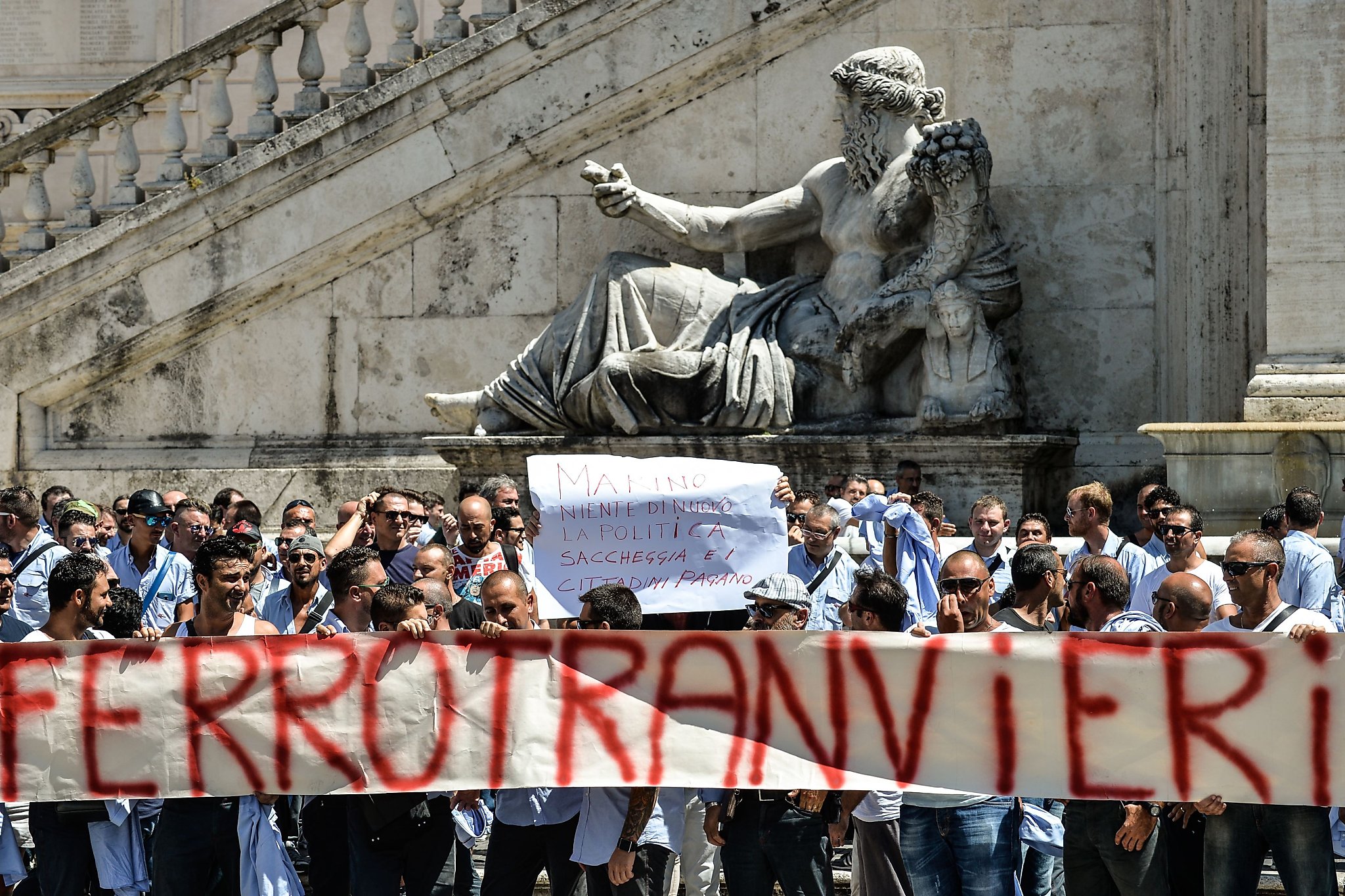 Rome’s hot summer: Corruption, breakdowns run city to ground