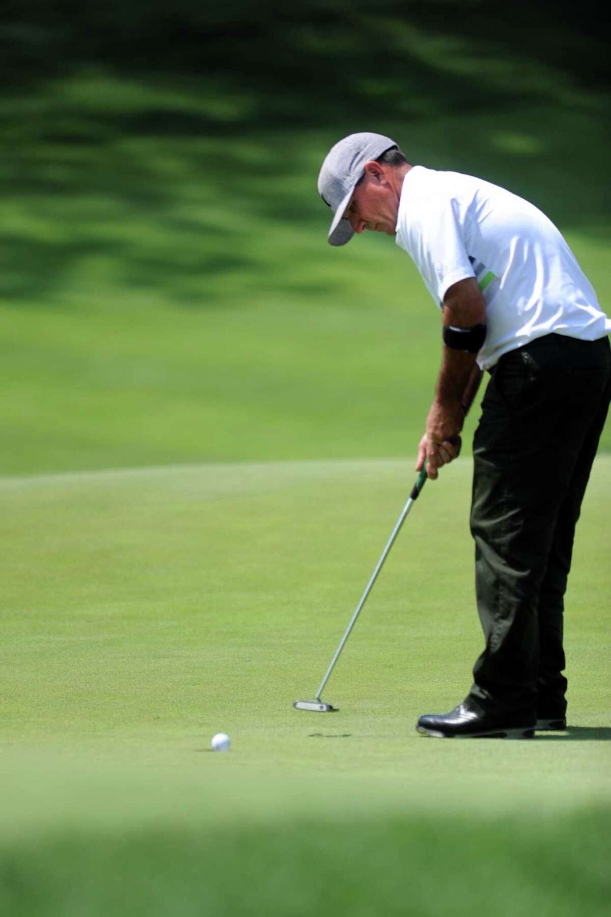 Paladino breaks through, wins Connecticut Open