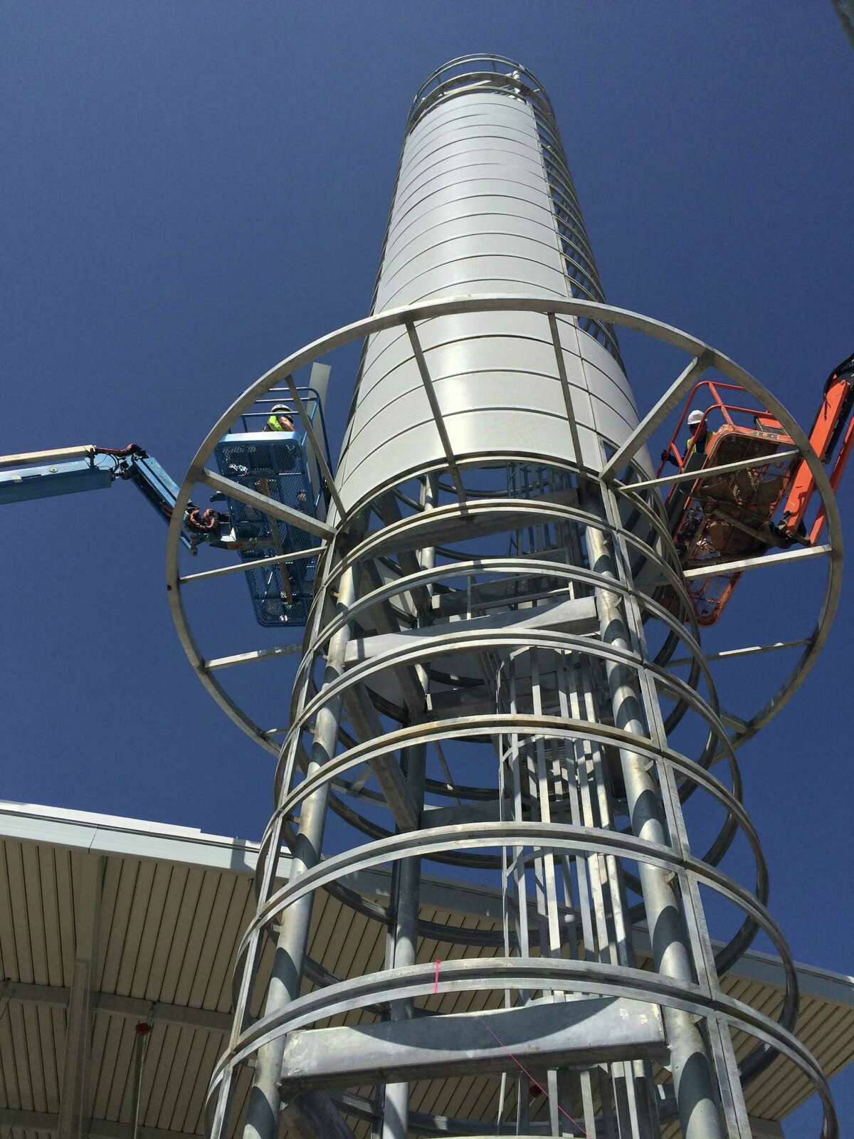 Sculpture will light the way to new transit center