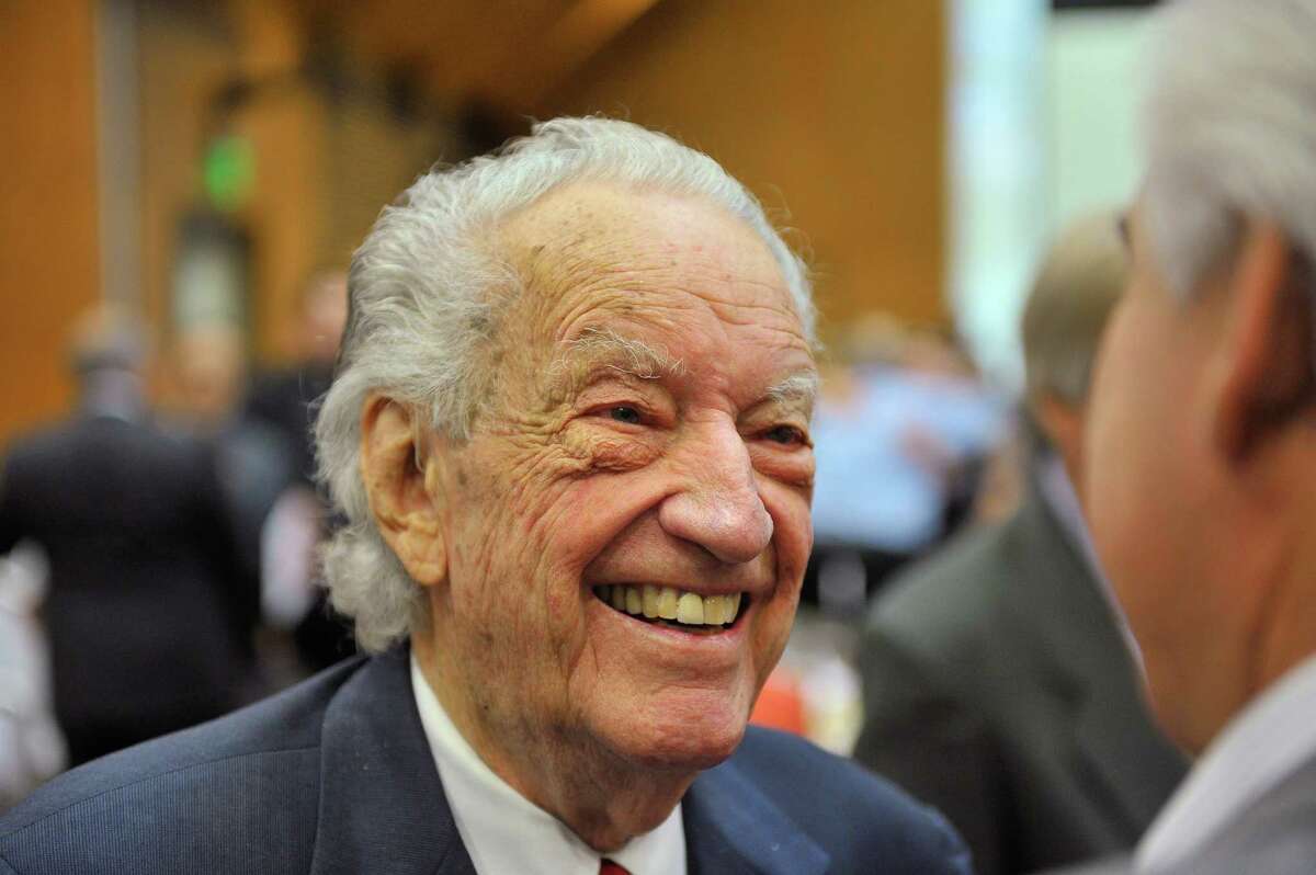 Popular San Antonio pastor Buckner Fanning dead at 89