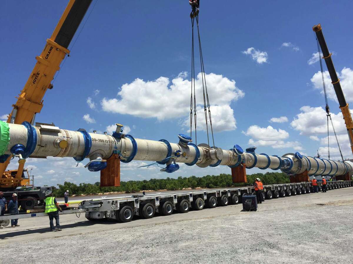 'Superload.' the Sequel: Second half of giant load to move through East ...