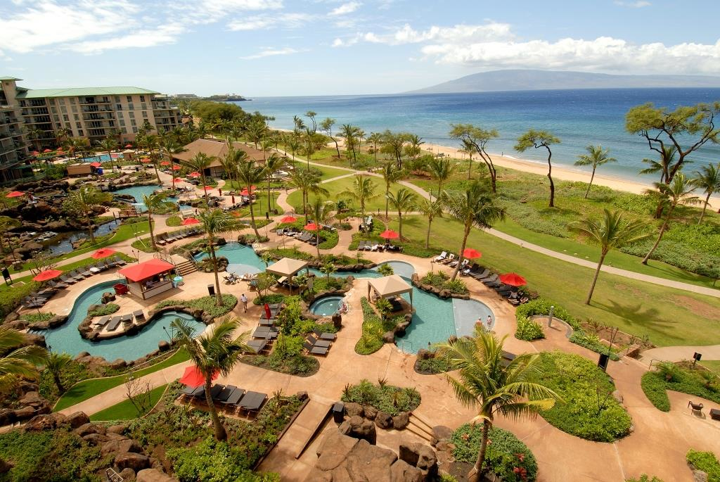Top summer travel tips for Hawaii