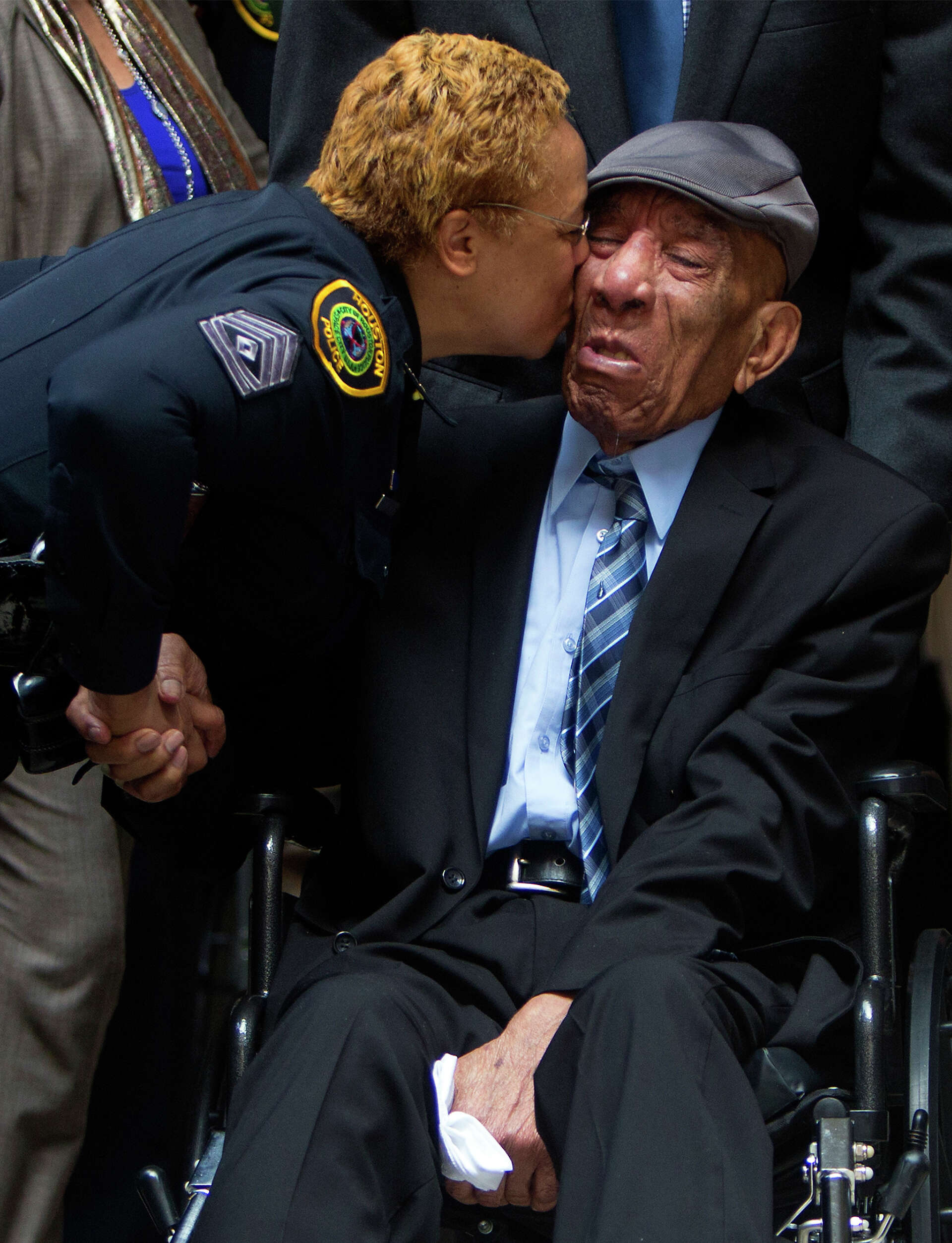 Houston Police legend Edward A. Thomas dies at age 95