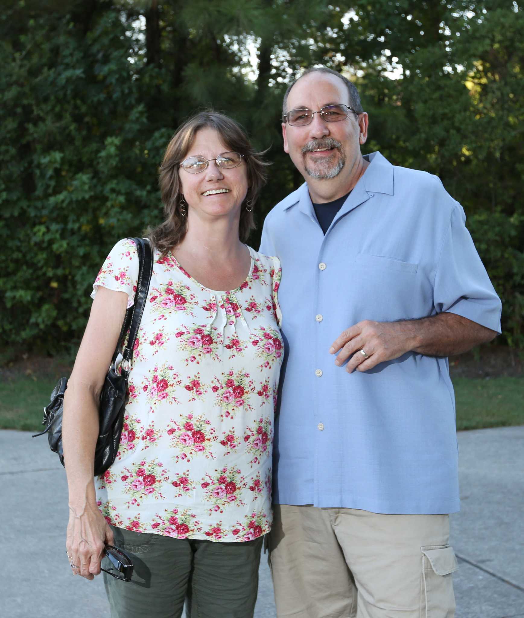 'Frozen' singer Idina Menzel enchants Houston