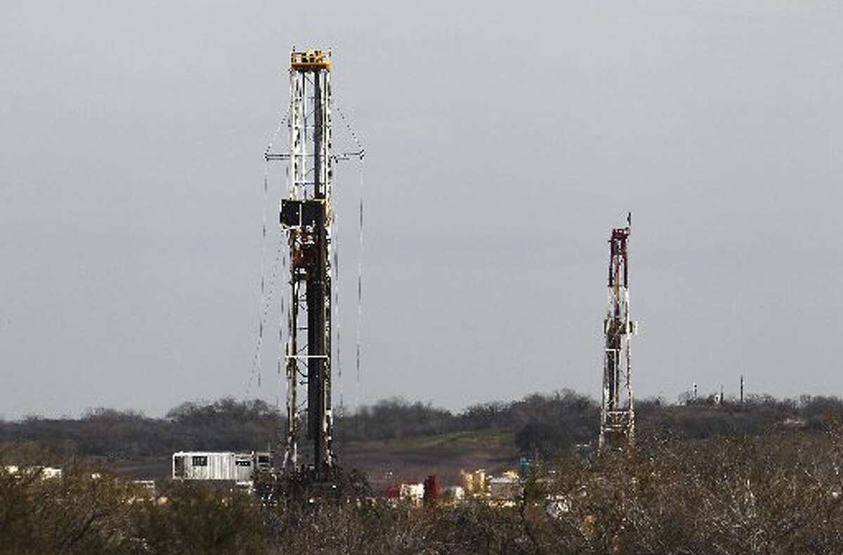 Downturn prompts Murphy Oil to move headquarters to Houston