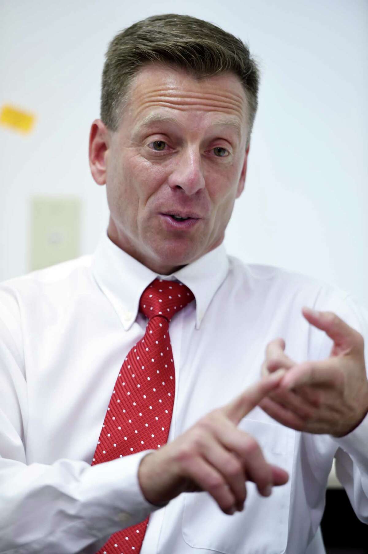 Talking with former jockey Richard Migliore