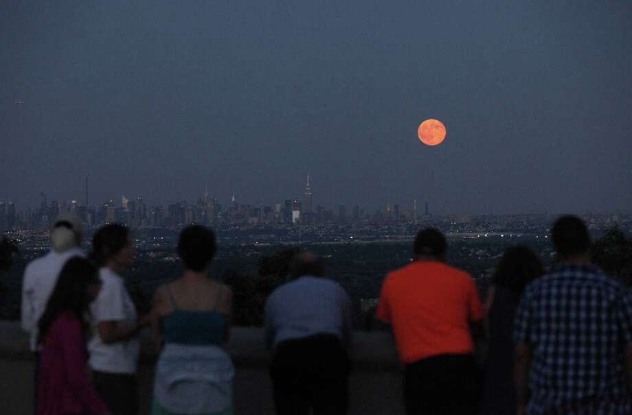 Blue Moon around the world - Houston Chronicle