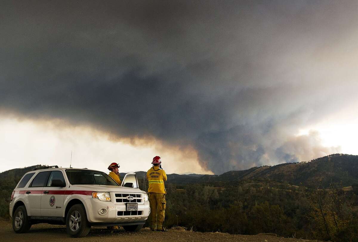Rocky Fire doubles and shifts, but remains a threat to more homes