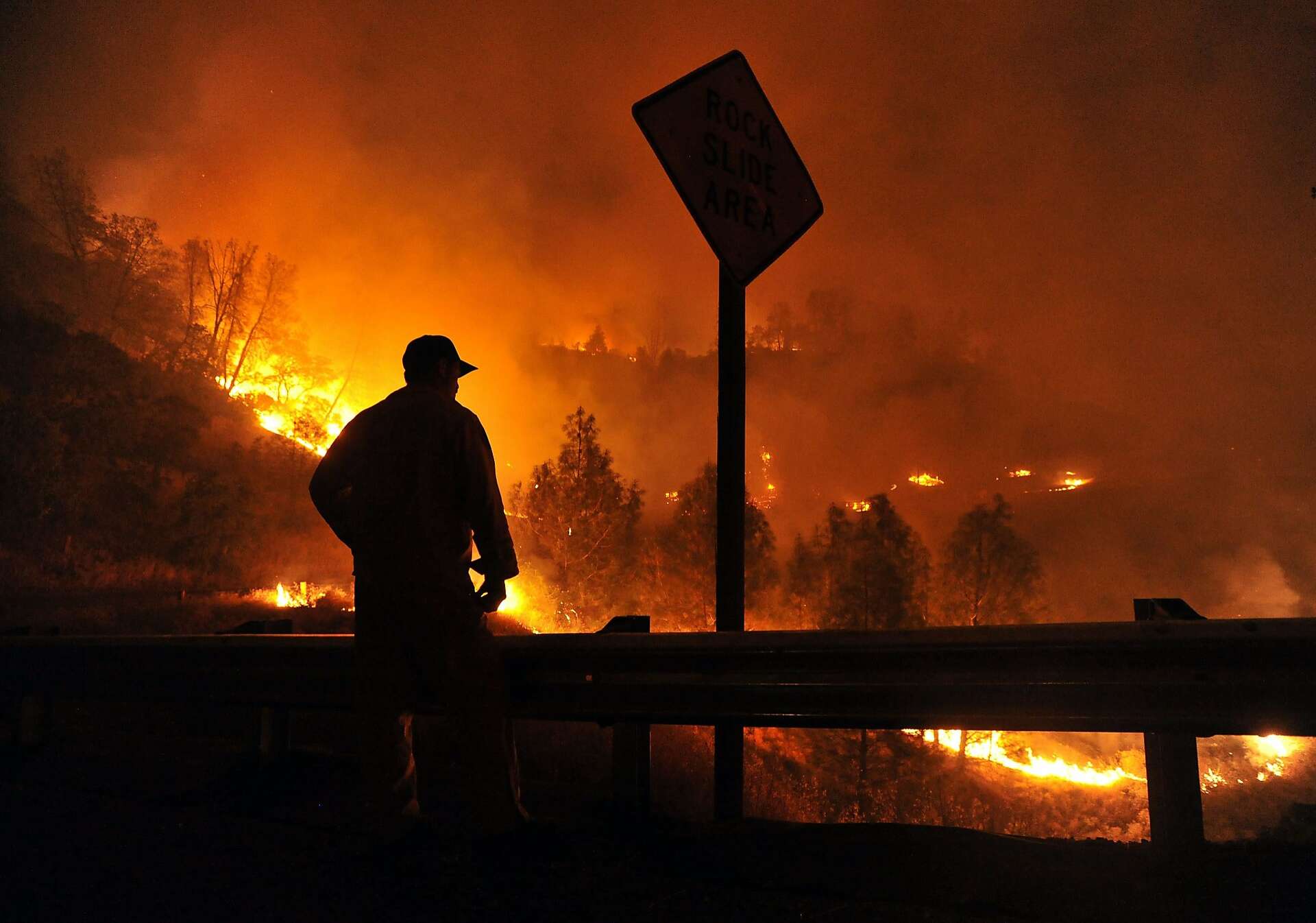 Rocky Fire doubles and shifts, but remains a threat to more homes